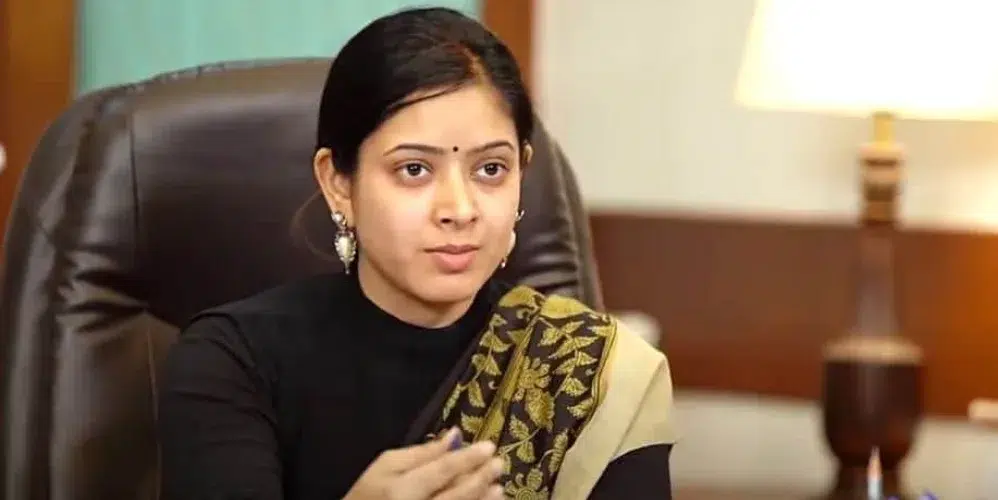 Dr. Tanu Jain, Wiki, Biography, Age, Net Worth, Family In 2023 ...
