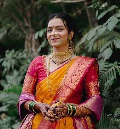 Mythpat’s Wife Urmila Lawekar Age, Biography, Birthday, Wedding ...