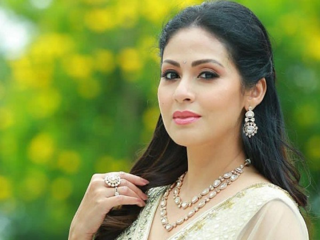 Sadha Age, Biography, Height, Net Worth, Relationships - Bollywood ...