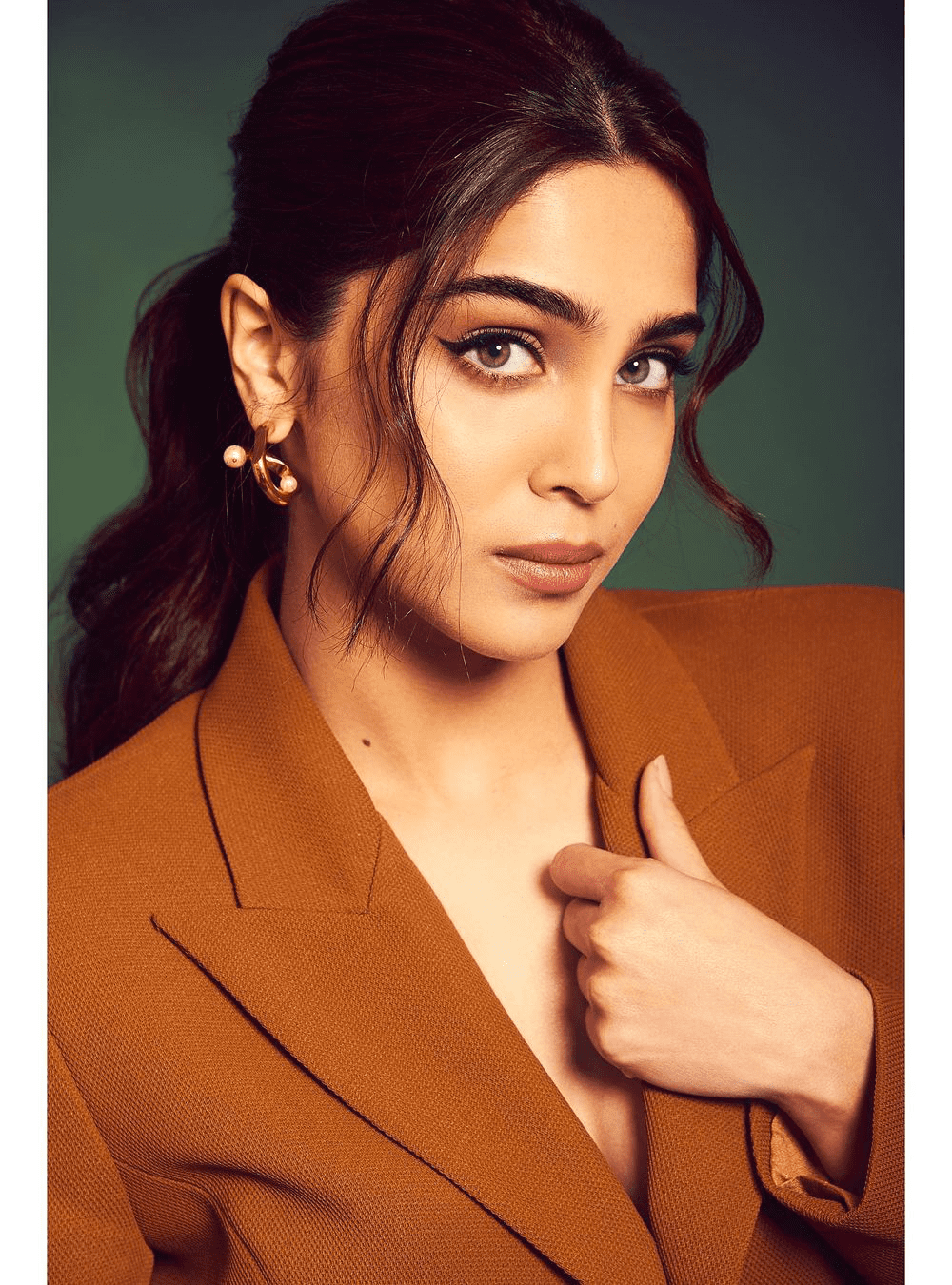 Sharvari Wagh Education, Family, Boyfriend, Movies, Biography ...