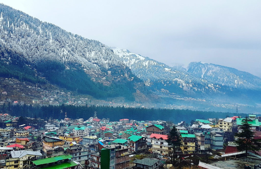 Best Manali Trip Captions and Quotes for Instagram - Bollywood Celeb ...